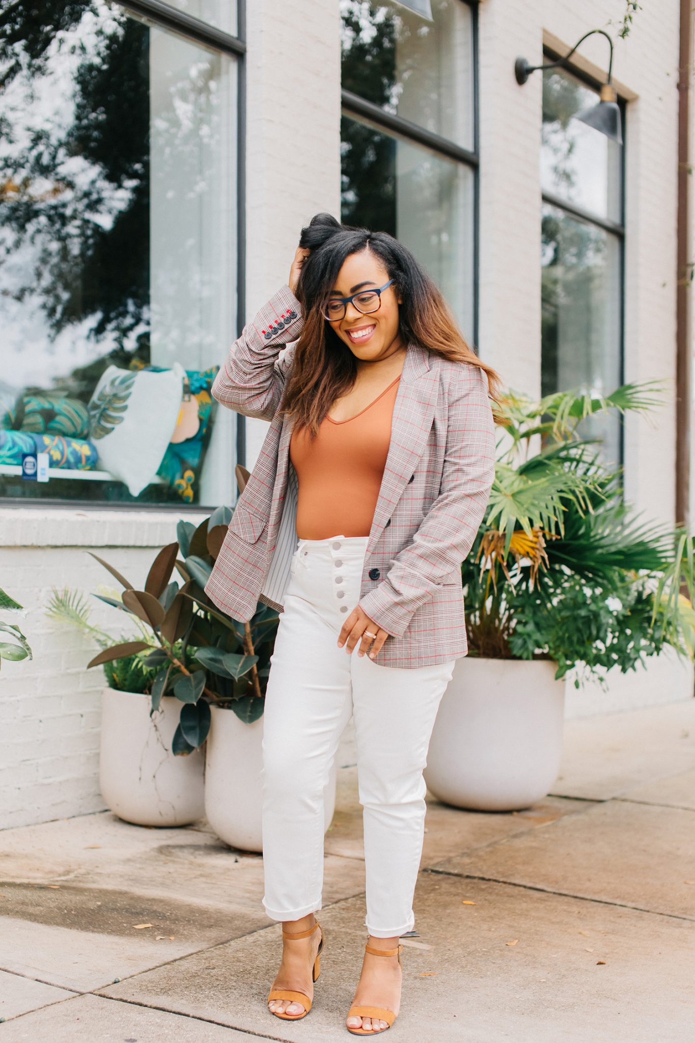 How to Style a Bodysuit - Casual Bodysuit Oufit - Bianca Dottin